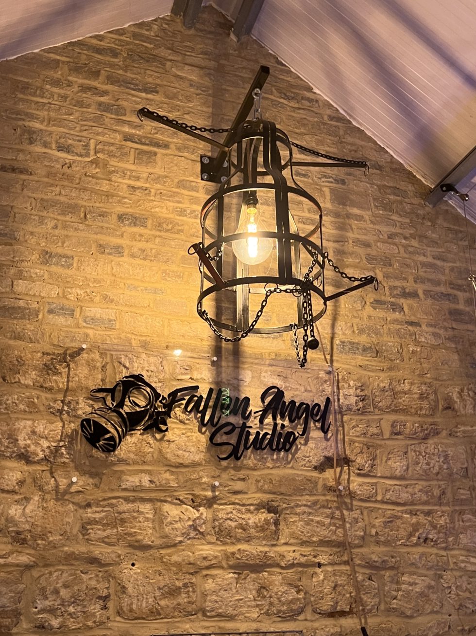 Serious Kit - Medical Mistress in Milton Keynes, Rubber Fetish Clinic